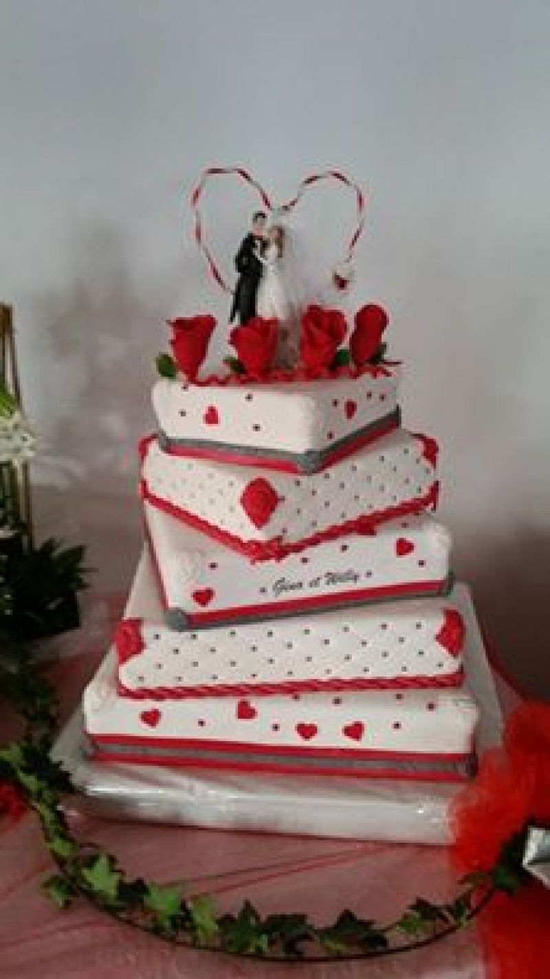 Frangipany - Wedding Cakes : Wedding-cake "carré / décalé"